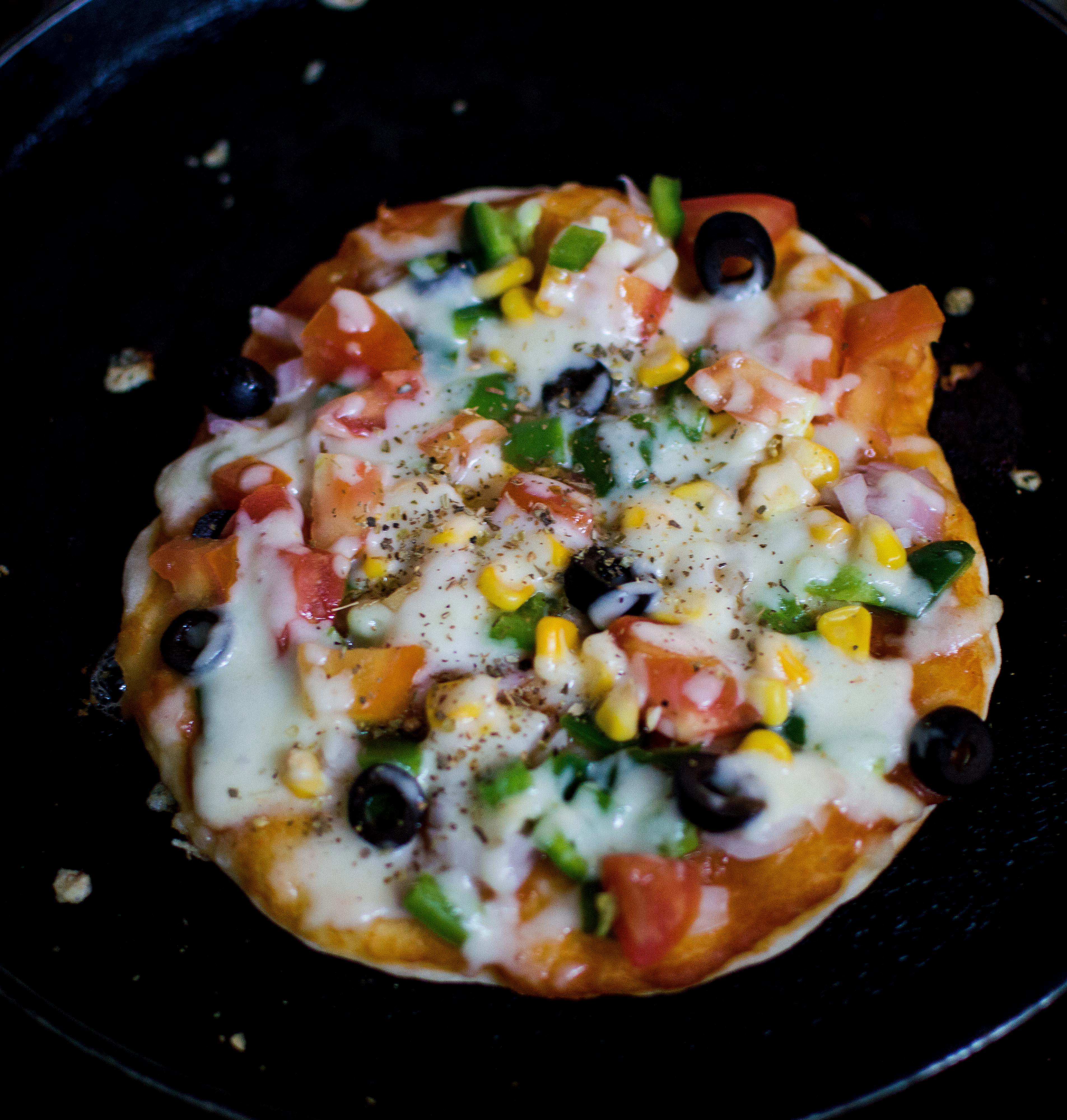 #CookandChomp Pan Pizza - ChompSlurrpBurp