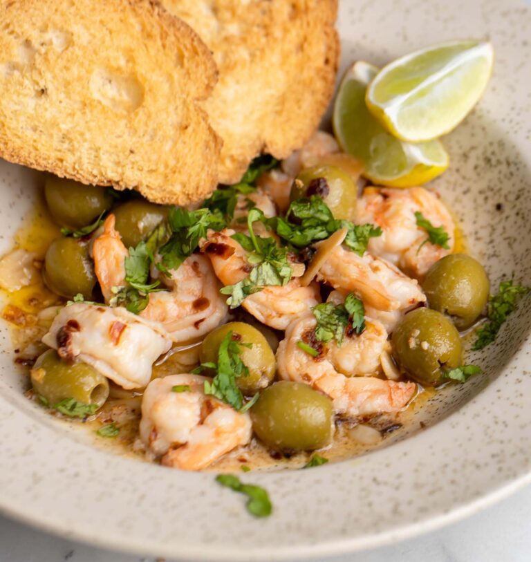 Gambas al Ajillo - 10 minute Spanish garlic shrimp - ChompSlurrpBurp